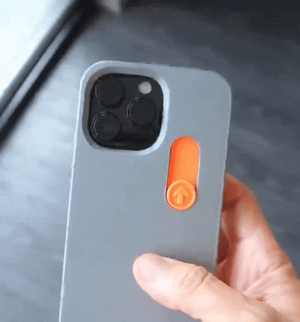 2025 Trend - "Express-it" Middle Finger Case by CEllSKIN BEIRUT ...